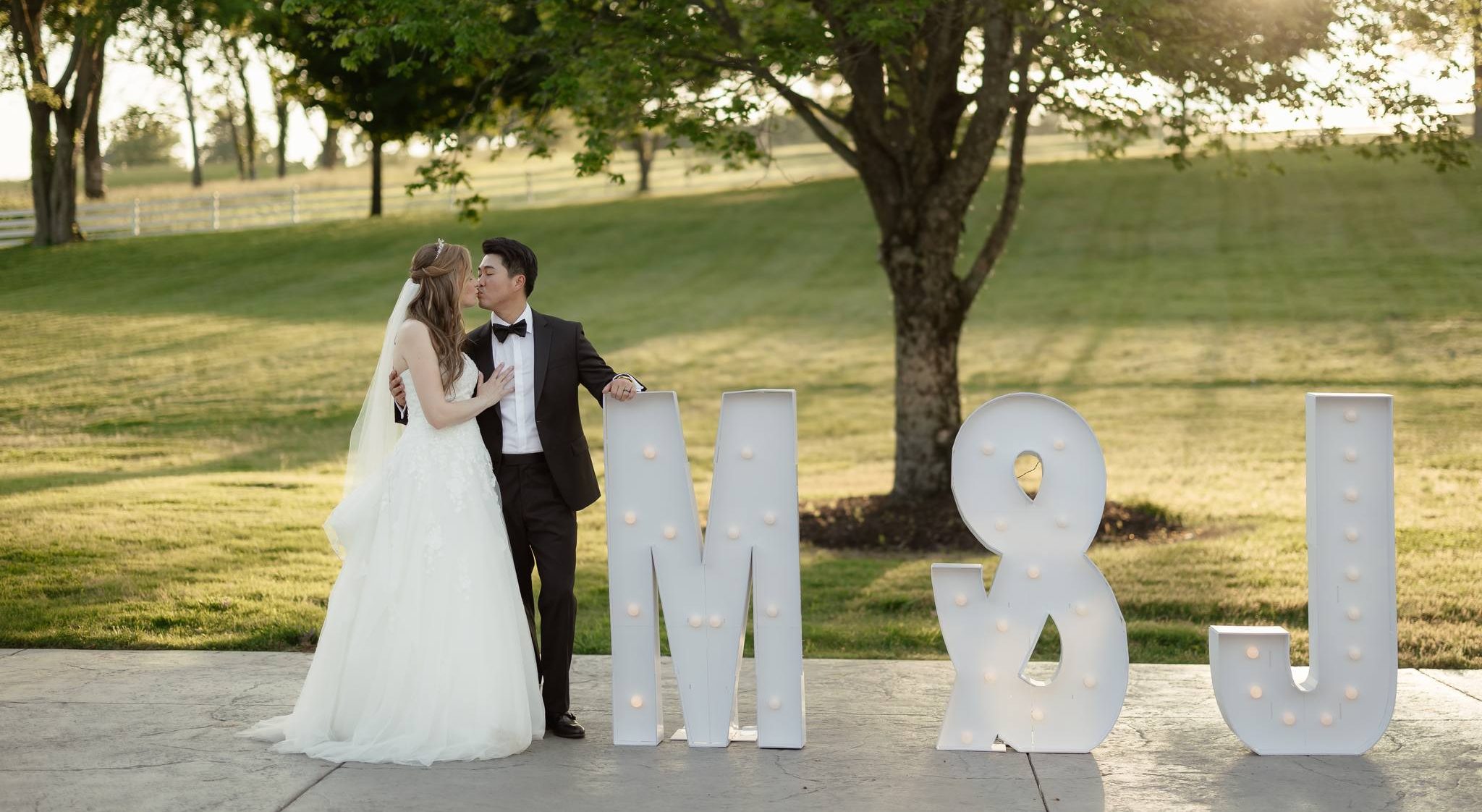 The Ultimate Post-Wedding Checklist - 21 Tasks To Do After Your Wedding ...